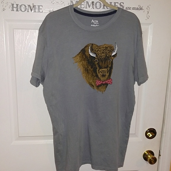 Alta Gracia | Shirts | Alta Graphics Grey Tshirt Size Xl | Poshmark